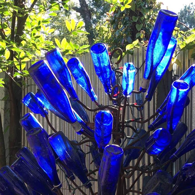 Bottle Trees and Glass Art in Felder’s Garden – Felder Rushing's Blog