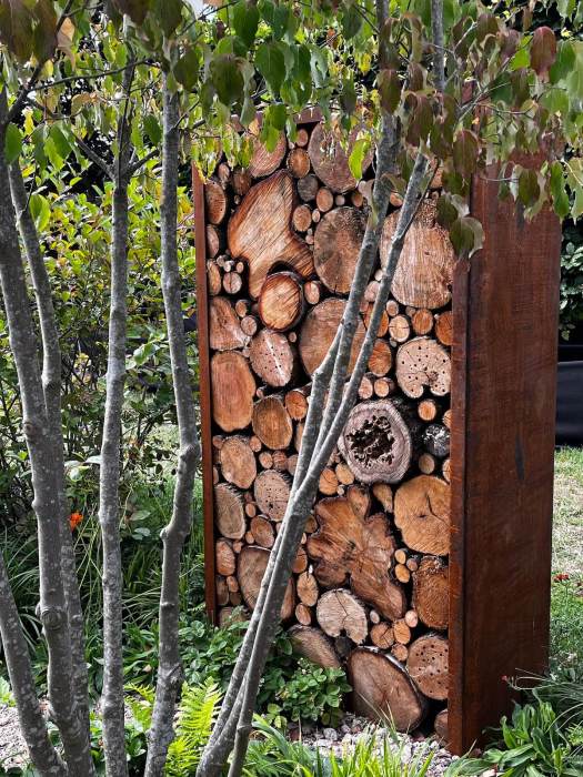 The Dead Hedge is ALIVE – Felder Rushing's Blog